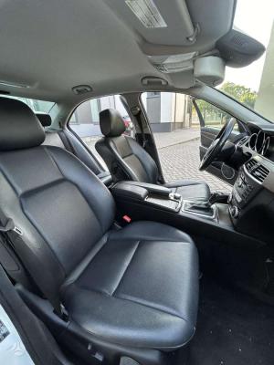 Balts Mercedes-Benz 220 2013 Kaišiadorys, ar dzinēja tilpumu 2.10 L un nobraukumu 290 tūkst. km par 6350 €, foto 16 vietnē AUTOMOTO.COM.LV
