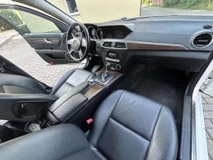 Balts Mercedes-Benz 220 2013 Kaišiadorys, ar dzinēja tilpumu 2.10 L un nobraukumu 290 tūkst. km par 6350 €, foto 18 vietnē AUTOMOTO.COM.LV