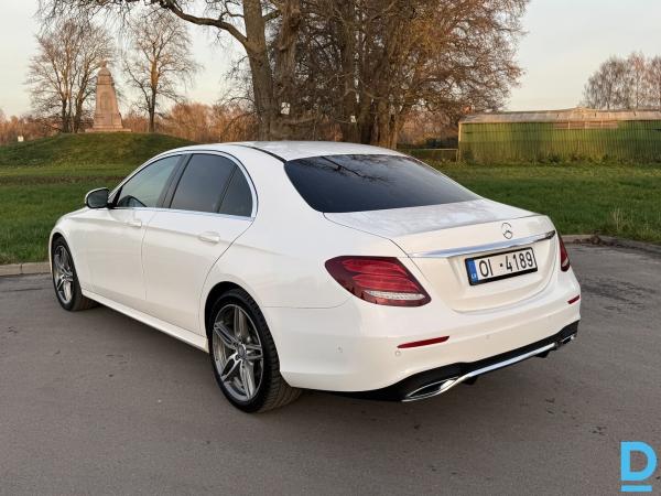 White Mercedes-Benz 220 2016 in Riga, with an engine capacity of 2.00 L and mileage of 200 thousand km for 21450 €, photo 2 on AUTOMOTO.COM.LV