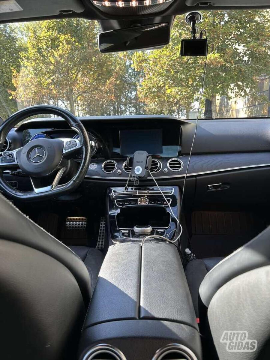 Balts Mercedes-Benz 220 2017 Kauņa, ar dzinēja tilpumu 2.00 L un nobraukumu 105 tūkst. km par 22900 €, foto 10 vietnē AUTOMOTO.COM.LV