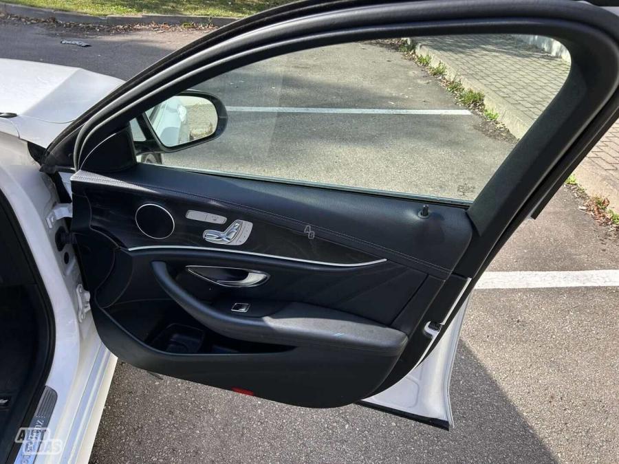 Balts Mercedes-Benz 220 2017 Kauņa, ar dzinēja tilpumu 2.00 L un nobraukumu 105 tūkst. km par 22900 €, foto 13 vietnē AUTOMOTO.COM.LV