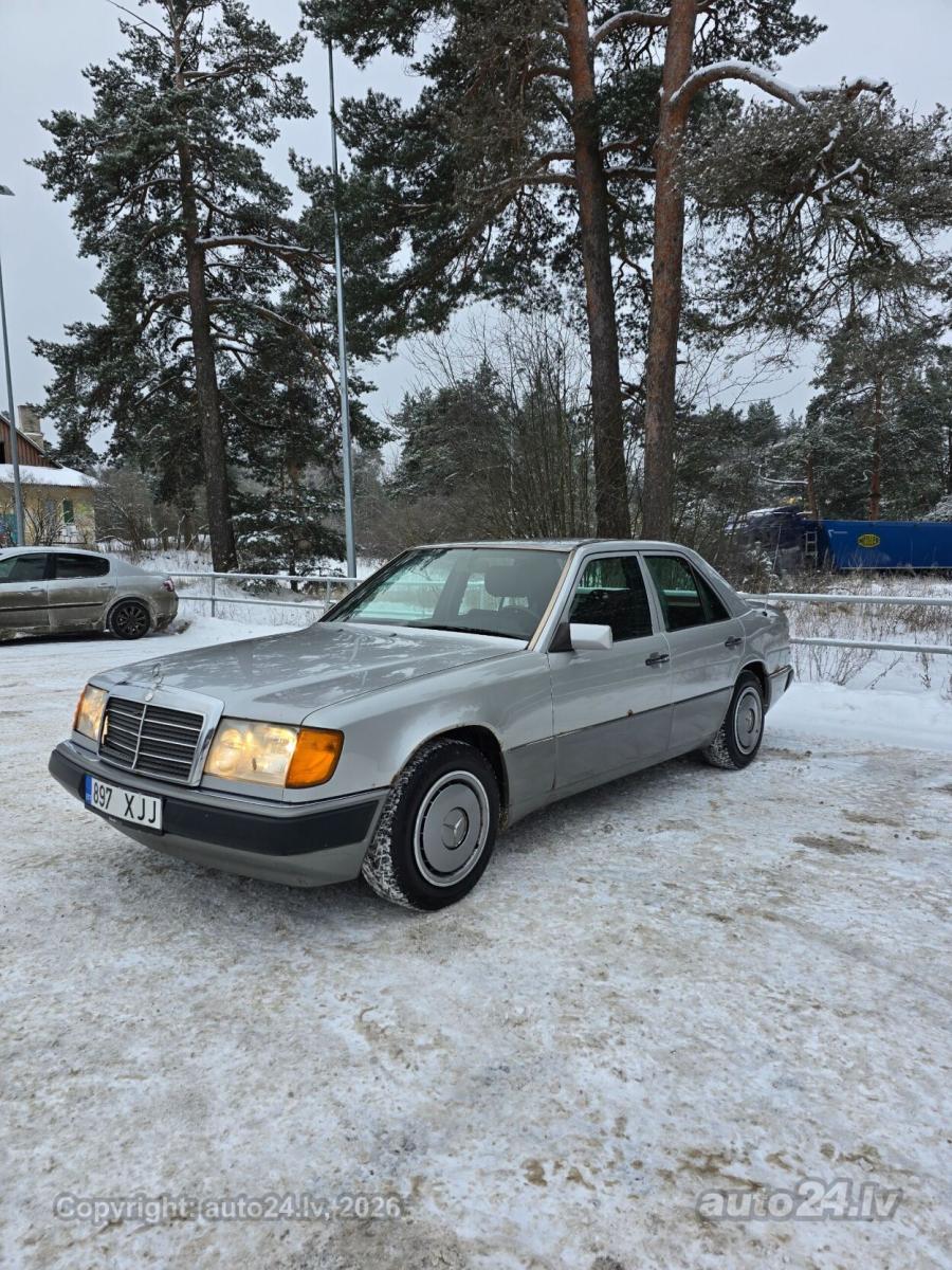 Beige Mercedes-Benz 230 1986 in Tallinn, with an engine capacity of 2.30 L and mileage of 0 thousand km for 3500 €, photo 1 on AUTOMOTO.COM.LV