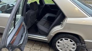 Smilšu krāsa Mercedes-Benz 230 1991 Tallina, ar dzinēja tilpumu 2.30 L un nobraukumu 293 tūkst. km par 3900 €, foto 12 vietnē AUTOMOTO.COM.LV