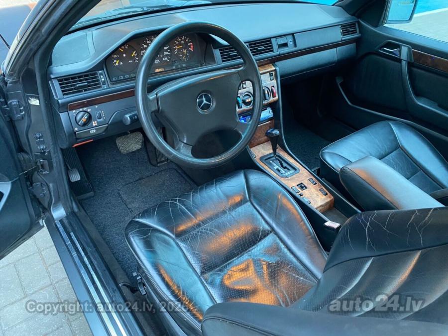 Melns Mercedes-Benz 230 1991 Tallina, ar dzinēja tilpumu 2.30 L un nobraukumu 318 tūkst. km par 4600 €, foto 10 vietnē AUTOMOTO.COM.LV