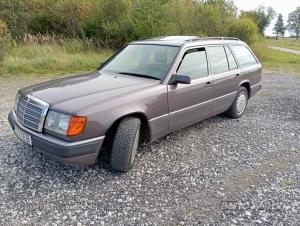 Brūns Mercedes-Benz 230 1992 Tallina, ar dzinēja tilpumu 2.30 L un nobraukumu 275 tūkst. km par 5500 €, foto  vietnē AUTOMOTO.COM.LV