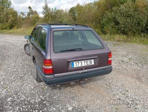 Brown Mercedes-Benz 230 1992 in Tallinn, with an engine capacity of 2.30 L and mileage of 275 thousand km for 5500 €, photo 4 on AUTOMOTO.COM.LV