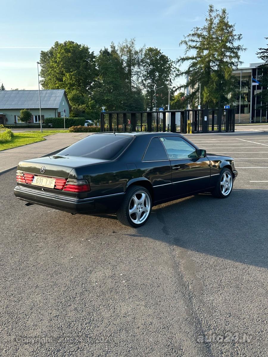 Mercedes-Benz 230 1990 Tallina, ar dzinēja tilpumu 2.30 L un nobraukumu 315 tūkst. km par 5999 €, foto 3 vietnē AUTOMOTO.COM.LV