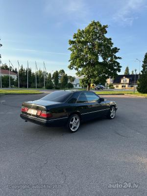 Mercedes-Benz 230 1990 Tallina, ar dzinēja tilpumu 2.30 L un nobraukumu 315 tūkst. km par 5999 €, foto 8 vietnē AUTOMOTO.COM.LV