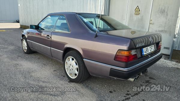 Mercedes-Benz 230 1991 Tartu, ar dzinēja tilpumu 2.30 L un nobraukumu 223 tūkst. km par 6490 €, foto 3 vietnē AUTOMOTO.COM.LV