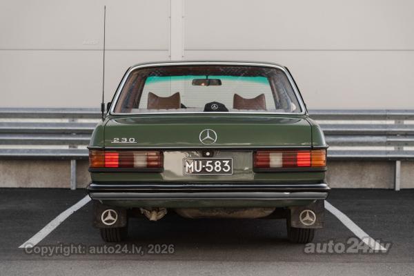 Zaļš Mercedes-Benz 230 1979 Tallina, ar dzinēja tilpumu 2.30 L un nobraukumu 135 tūkst. km par 12900 €, foto 6 vietnē AUTOMOTO.COM.LV