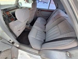 Pelēks Mercedes-Benz 230 1992 Gulbene, ar dzinēja tilpumu 2.30 L un nobraukumu 176 tūkst. km par 2000 €, foto 8 vietnē AUTOMOTO.COM.LV