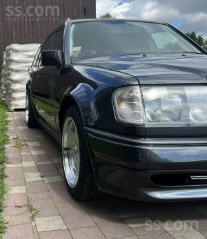 Pelēks Mercedes-Benz 230 1990 Rīga, ar dzinēja tilpumu 2.30 L un nobraukumu 357 tūkst. km par 7400 €, foto 6 vietnē AUTOMOTO.COM.LV