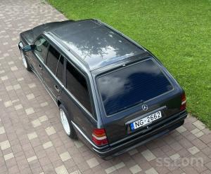 Pelēks Mercedes-Benz 230 1990 Rīga, ar dzinēja tilpumu 2.30 L un nobraukumu 357 tūkst. km par 7400 €, foto 9 vietnē AUTOMOTO.COM.LV