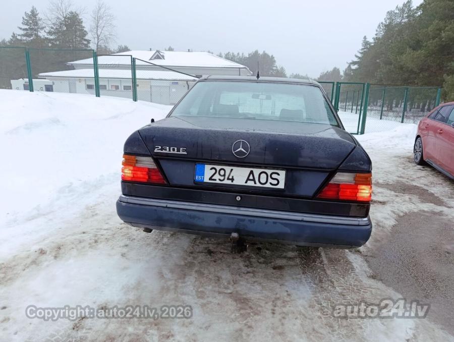 Mercedes-Benz 230 1991 Tallina, ar dzinēja tilpumu 2.30 L un nobraukumu 268 tūkst. km par 1999 €, foto 7 vietnē AUTOMOTO.COM.LV