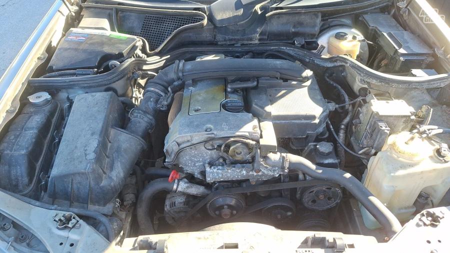 Mercedes-Benz 230 1996 Šauļi, ar dzinēja tilpumu 2.30 L un nobraukumu 1 tūkst. km par 850 €, foto 7 vietnē AUTOMOTO.COM.LV