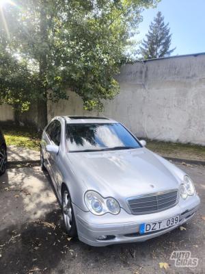 Мерседес 230 2006 в Вильнюс, объемом двигателя 2.50 л и пробегом 100 тыс. км за 1300 €, фото 11 на AUTOMOTO.COM.LV
