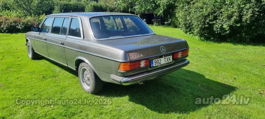 Grey Mercedes-Benz 240 1981 in Tallinn, with an engine capacity of 2.30 L and mileage of 340 thousand km for 5500 €, photo 3 on AUTOMOTO.COM.LV