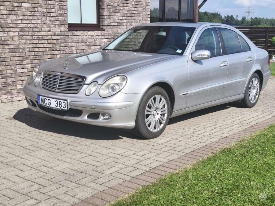 Grey Mercedes-Benz 240 2002 in Jonava, with an engine capacity of 0.00 L and mileage of 260 thousand km for 2999 €, photo 1 on AUTOMOTO.COM.LV