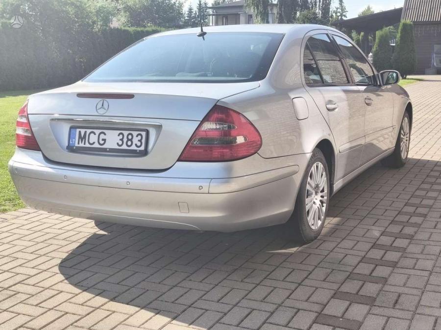 Grey Mercedes-Benz 240 2002 in Jonava, with an engine capacity of 0.00 L and mileage of 260 thousand km for 2999 €, photo 5 on AUTOMOTO.COM.LV