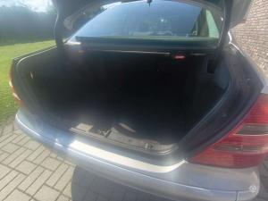 Grey Mercedes-Benz 240 2002 in Jonava, with an engine capacity of 0.00 L and mileage of 260 thousand km for 2999 €, photo 7 on AUTOMOTO.COM.LV