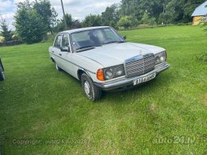 Balts Mercedes-Benz 240 1981 Pērnava, ar dzinēja tilpumu 2.40 L un nobraukumu 235 tūkst. km par 5500 €, foto  vietnē AUTOMOTO.COM.LV