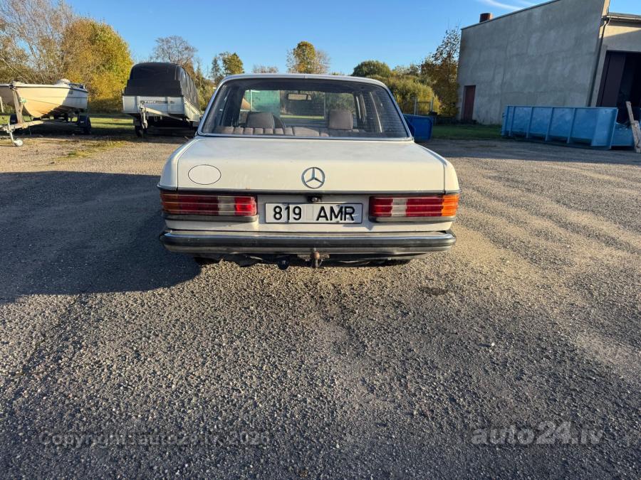 White Mercedes-Benz 240 1981 in Parnu, with an engine capacity of 2.40 L and mileage of 235 thousand km for 5500 €, photo 6 on AUTOMOTO.COM.LV