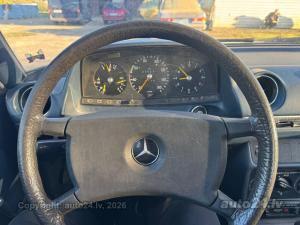 White Mercedes-Benz 240 1981 in Parnu, with an engine capacity of 2.40 L and mileage of 235 thousand km for 5500 €, photo 13 on AUTOMOTO.COM.LV