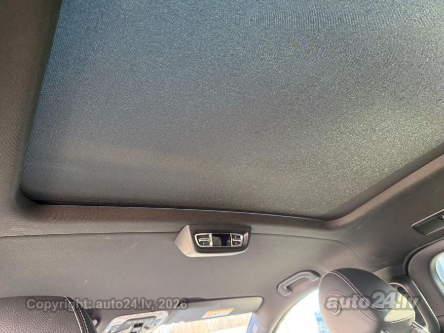 Blue Mercedes-Benz 250 2018 in Tallinn, with an engine capacity of 2.10 L and mileage of 377 thousand km for 33000 €, photo 11 on AUTOMOTO.COM.LV