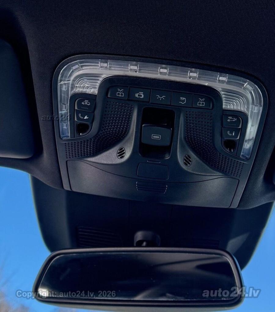 Blue Mercedes-Benz 250 2018 in Tallinn, with an engine capacity of 2.10 L and mileage of 377 thousand km for 33000 €, photo 14 on AUTOMOTO.COM.LV