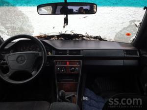 Brūns Mercedes-Benz 250 1994 Rīga, ar dzinēja tilpumu 2.50 L un nobraukumu 400 tūkst. km par 1500 €, foto 5 vietnē AUTOMOTO.COM.LV