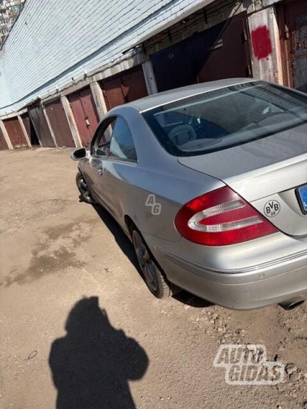 Pelēks Mercedes-Benz 250 2002 Viļņa, ar dzinēja tilpumu 2.60 L un nobraukumu 300 tūkst. km par 1600 €, foto 2 vietnē AUTOMOTO.COM.LV