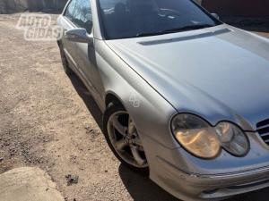 Pelēks Mercedes-Benz 250 2002 Viļņa, ar dzinēja tilpumu 2.60 L un nobraukumu 300 tūkst. km par 1600 €, foto 4 vietnē AUTOMOTO.COM.LV