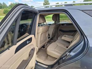 Grey Mercedes-Benz 250 2012 in Klaipeda, with an engine capacity of 2.10 L and mileage of 444 thousand km for 11111 €, photo 12 on AUTOMOTO.COM.LV