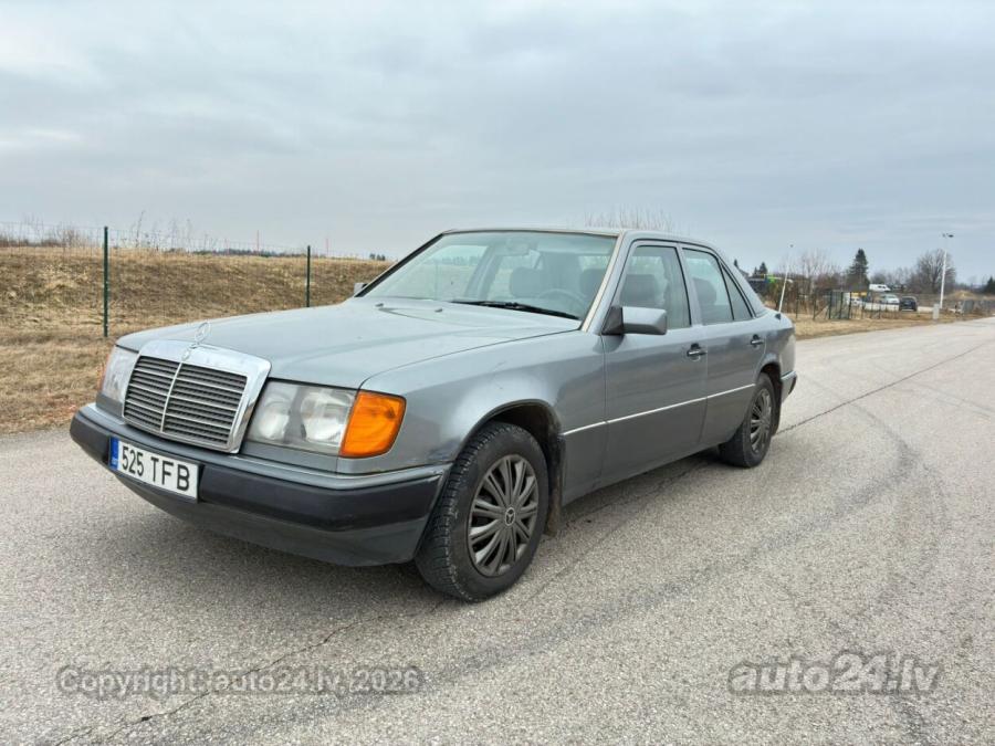 Pelēks Mercedes-Benz 250 1990 Tartu, ar dzinēja tilpumu 2.50 L un nobraukumu 498 tūkst. km par 4500 €, foto 1 vietnē AUTOMOTO.COM.LV