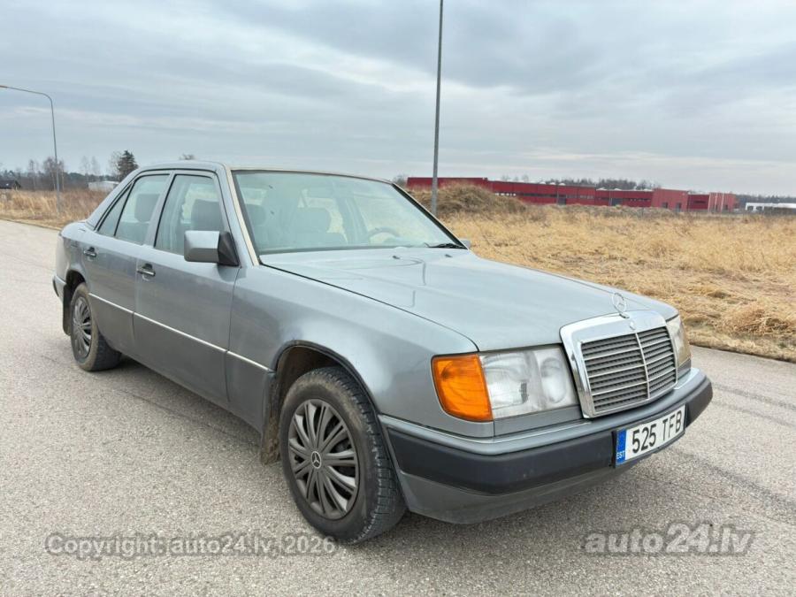 Pelēks Mercedes-Benz 250 1990 Tartu, ar dzinēja tilpumu 2.50 L un nobraukumu 498 tūkst. km par 4500 €, foto 3 vietnē AUTOMOTO.COM.LV