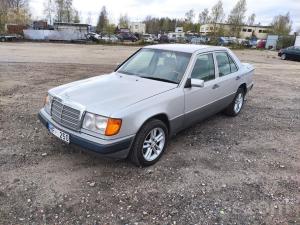 Pelēks Mercedes-Benz 250 1990 Rīga, ar dzinēja tilpumu 2.50 L un nobraukumu 250 tūkst. km par 6200 €, foto 3 vietnē AUTOMOTO.COM.LV