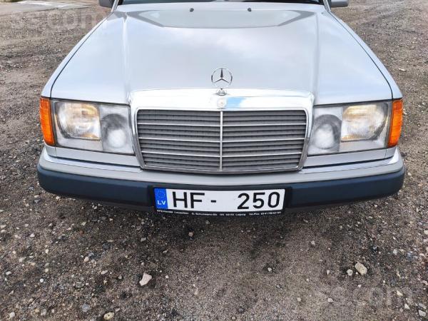 Pelēks Mercedes-Benz 250 1990 Rīga, ar dzinēja tilpumu 2.50 L un nobraukumu 250 tūkst. km par 6200 €, foto 5 vietnē AUTOMOTO.COM.LV