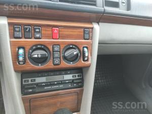 Pelēks Mercedes-Benz 250 1990 Rīga, ar dzinēja tilpumu 2.50 L un nobraukumu 250 tūkst. km par 6200 €, foto 10 vietnē AUTOMOTO.COM.LV