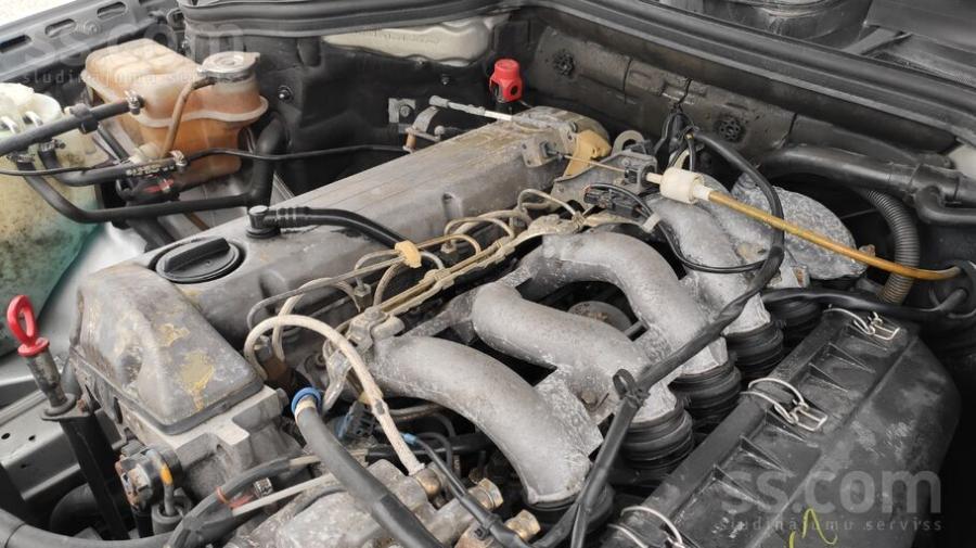 Pelēks Mercedes-Benz 250 1990 Rīga, ar dzinēja tilpumu 2.50 L un nobraukumu 250 tūkst. km par 6200 €, foto 15 vietnē AUTOMOTO.COM.LV