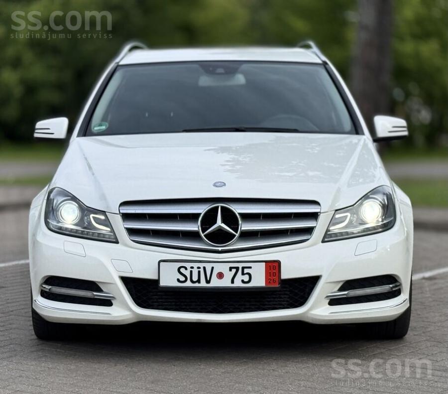 White Mercedes-Benz 250 2012 in Jurmala, with an engine capacity of 2.20 L and mileage of 277 thousand km for 6990 €, photo 6 on AUTOMOTO.COM.LV