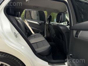 White Mercedes-Benz 250 2012 in Jurmala, with an engine capacity of 2.20 L and mileage of 277 thousand km for 6990 €, photo 9 on AUTOMOTO.COM.LV