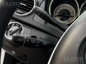 White Mercedes-Benz 250 2012 in Jurmala, with an engine capacity of 2.20 L and mileage of 277 thousand km for 6990 €, photo 17 on AUTOMOTO.COM.LV