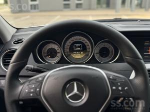 White Mercedes-Benz 250 2012 in Jurmala, with an engine capacity of 2.20 L and mileage of 277 thousand km for 6990 €, photo 22 on AUTOMOTO.COM.LV