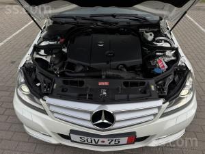 White Mercedes-Benz 250 2012 in Jurmala, with an engine capacity of 2.20 L and mileage of 277 thousand km for 6990 €, photo 26 on AUTOMOTO.COM.LV