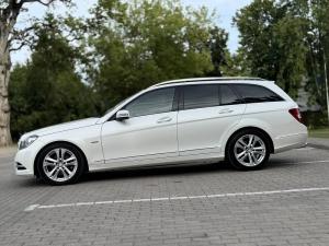 White Mercedes-Benz 250 2012 in Jurmala, with an engine capacity of 2.20 L and mileage of 277 thousand km for 6990 €, photo 7 on AUTOMOTO.COM.LV