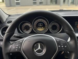 White Mercedes-Benz 250 2012 in Jurmala, with an engine capacity of 2.20 L and mileage of 277 thousand km for 6990 €, photo 22 on AUTOMOTO.COM.LV
