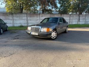 Серый Мерседес 260 1992 в Рига, объемом двигателя 2.60 л и пробегом 459 тыс. км за 3290 €, фото  на AUTOMOTO.COM.LV