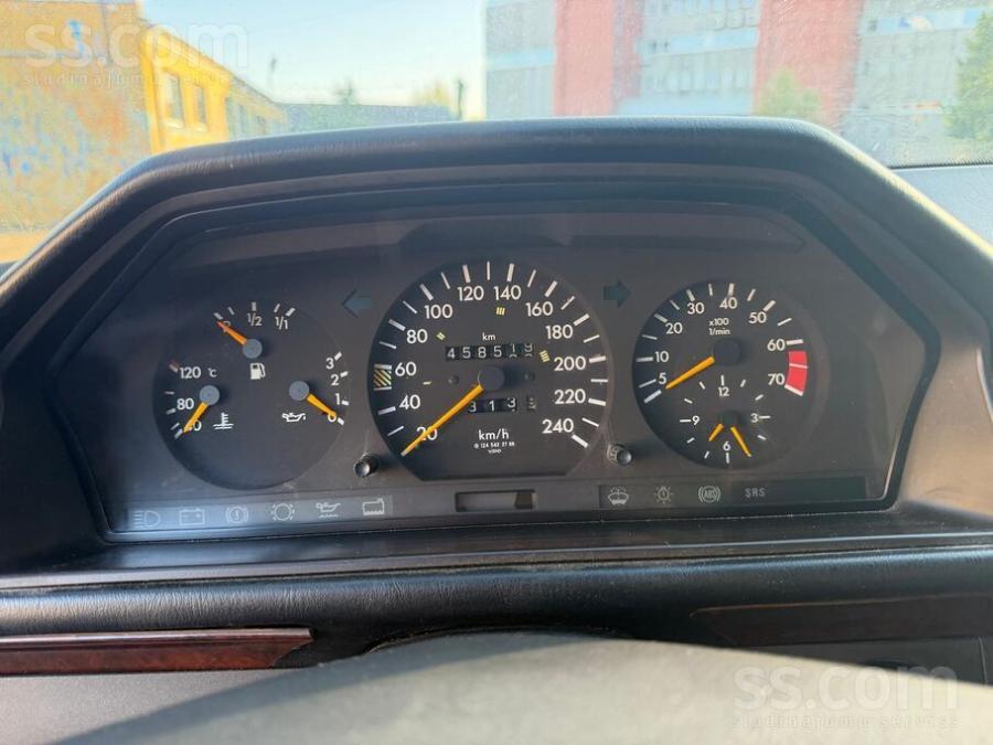 Pelēks Mercedes-Benz 260 1992 Rīga, ar dzinēja tilpumu 2.60 L un nobraukumu 459 tūkst. km par 3290 €, foto 6 vietnē AUTOMOTO.COM.LV