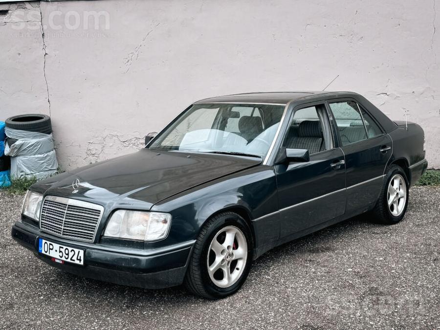 Серый Мерседес 260 1997 в Рига, объемом двигателя 2.50 л и пробегом 453 тыс. км за 2290 €, фото 3 на AUTOMOTO.COM.LV