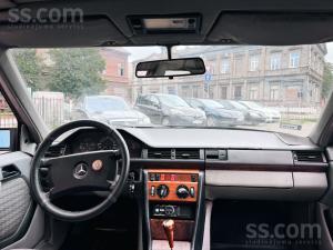 Серый Мерседес 260 1997 в Рига, объемом двигателя 2.50 л и пробегом 453 тыс. км за 2290 €, фото 12 на AUTOMOTO.COM.LV